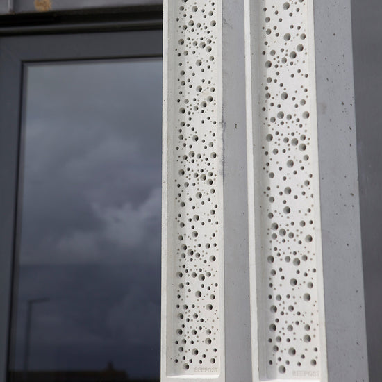 Beepost Bee Tower – Green&Blue