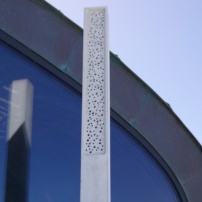 Beepost Bee Tower – Green&Blue